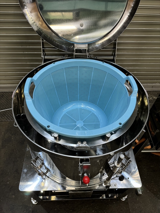 細田工業(株) ザル篭式脱水機 DS-10K-N／2007年製 – 株式会社ヨシダ